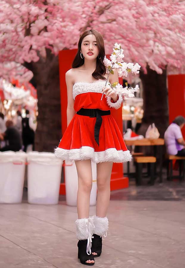 ยูลิดา Iyuri DA นางแบบตากลม ไซส์มินิ หุ่นแซ่บ ไฟหน้าสะดุดตา