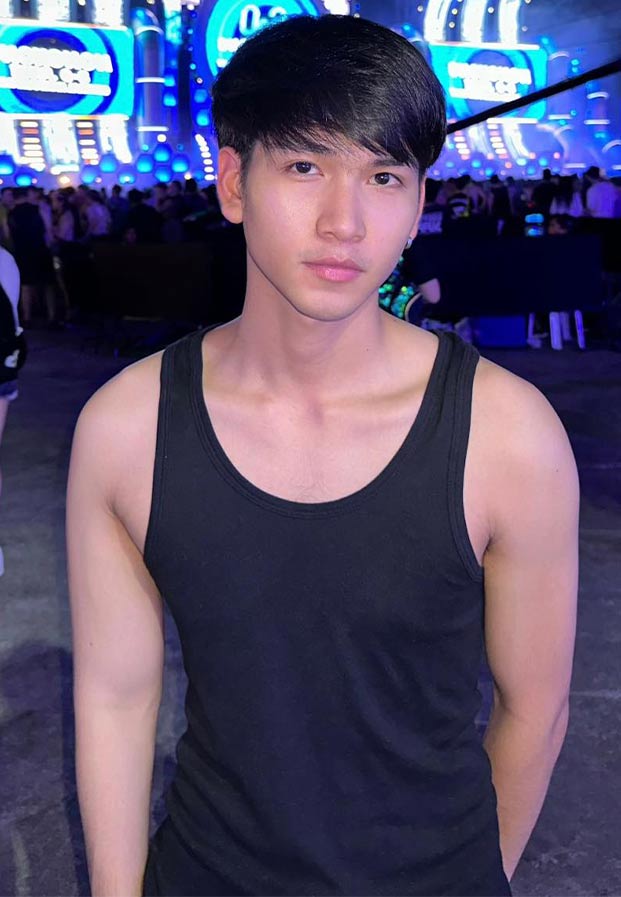 Wasupon Insom เปิดวาร์ปหนุ่มหล่องานดี ที่เท่ไม่เบา แซ่บมาก